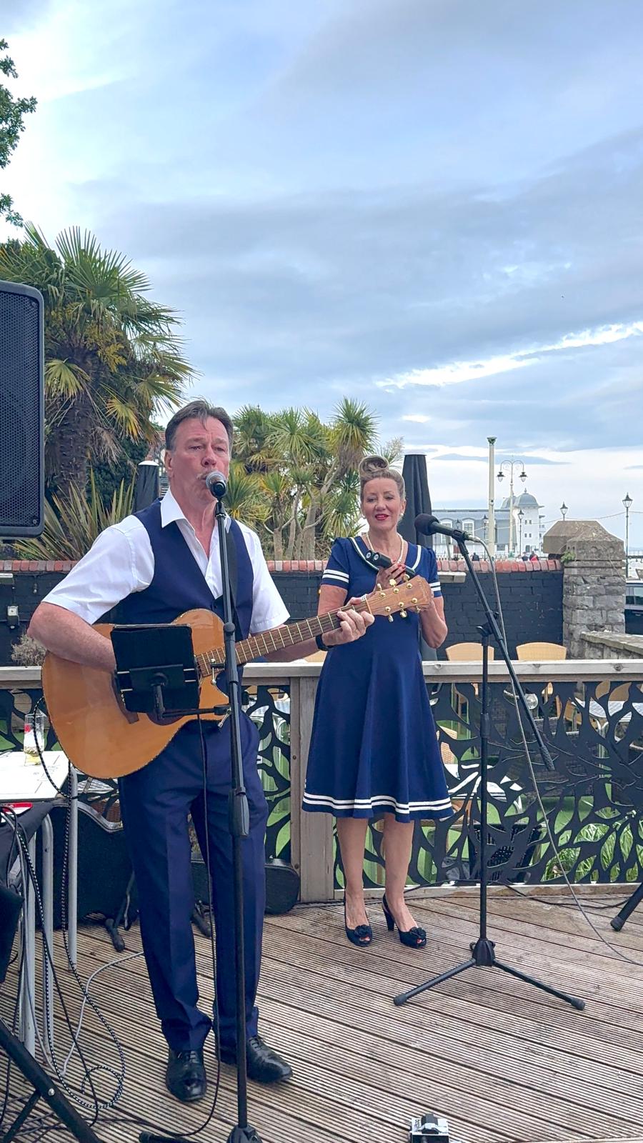 Home - Sids Restaurant and Bar With Rooms