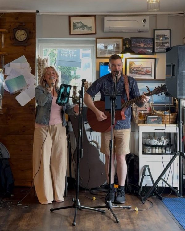 Home - Sids Restaurant and Bar With Rooms